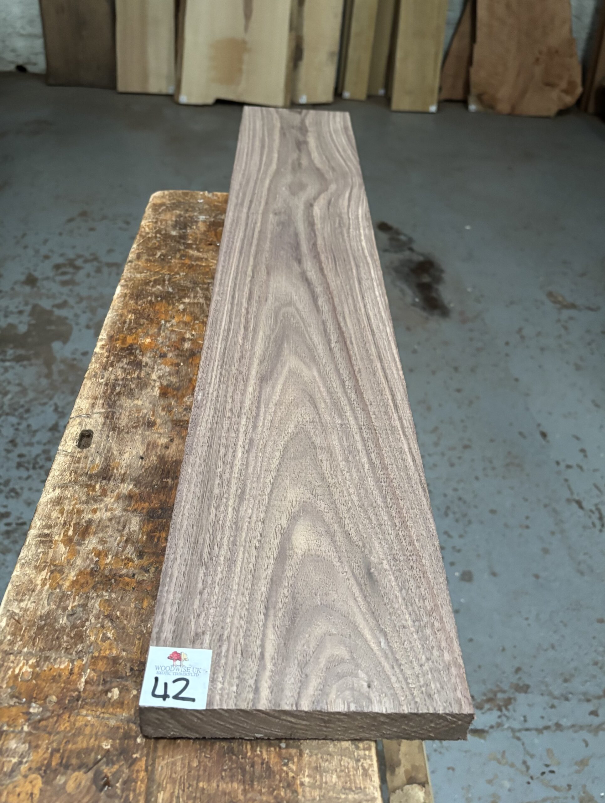American Walnut 915x155x27 mm AW42 - Woodwise UK