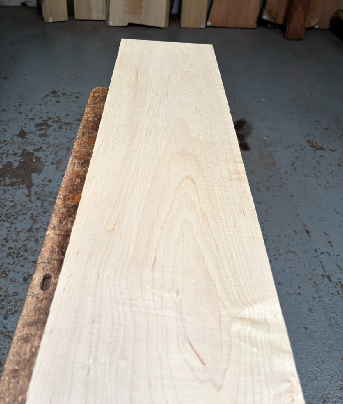 Maple 890x215x26 mm M11 - Woodwise UK