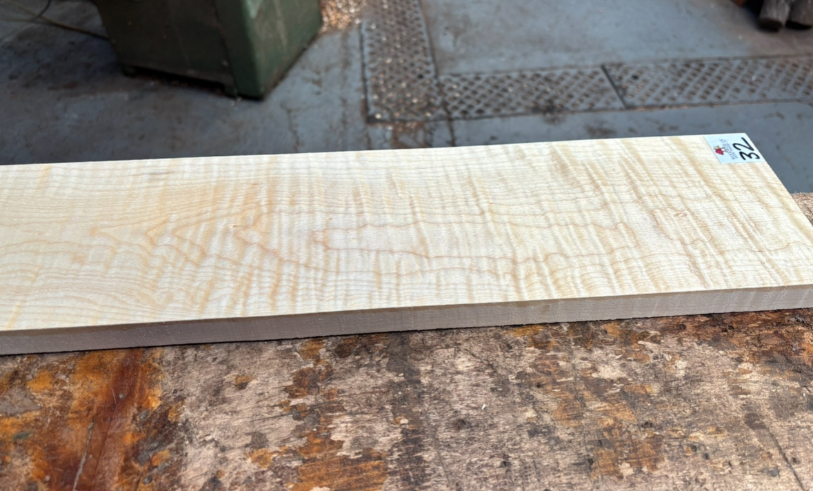Curly Maple 1020x130x24 mm CM32 - Woodwise UK